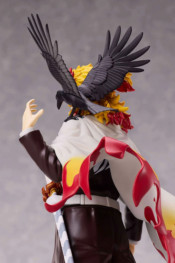 Demon Slayer: Kimetsu no Yaiba Flame Hashira Kyojuro Rengoku Non-Scale ...