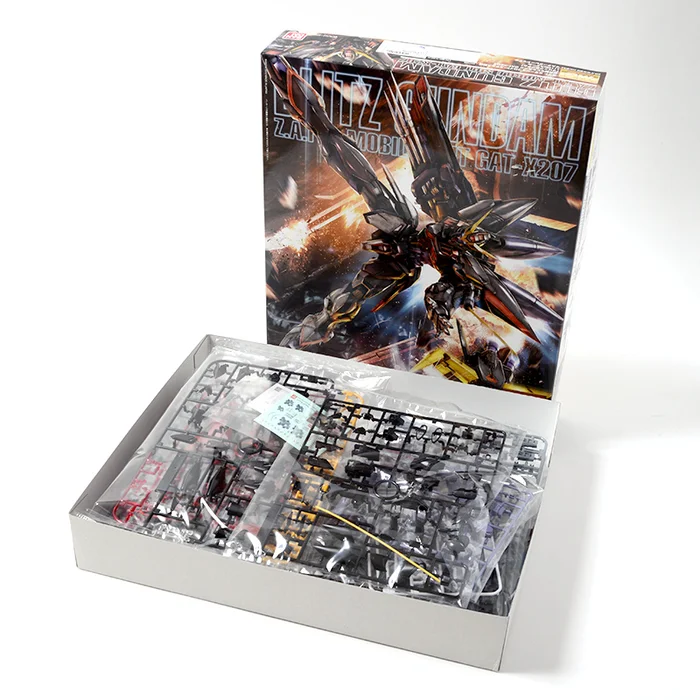 Master Grade Blitz Gundam 1/100th Scale Plastic Model Kit - Tokyo Otaku ...
